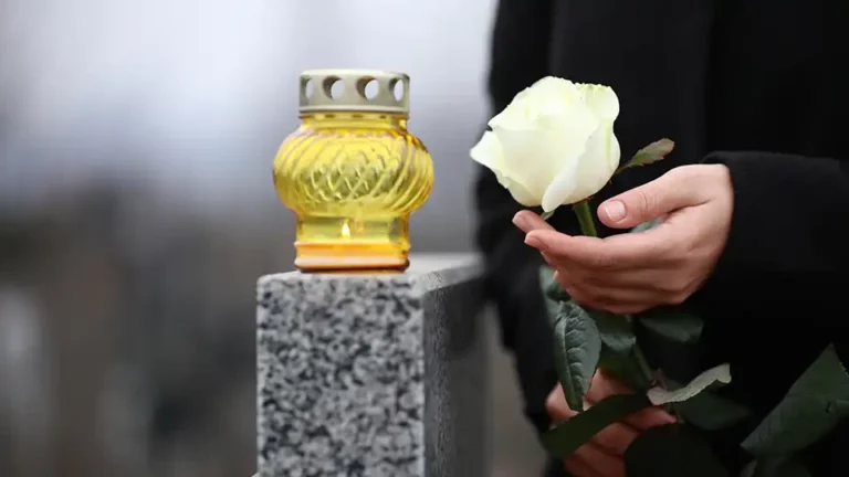 Dreaming of a Funeral - Meaning & Interpretation